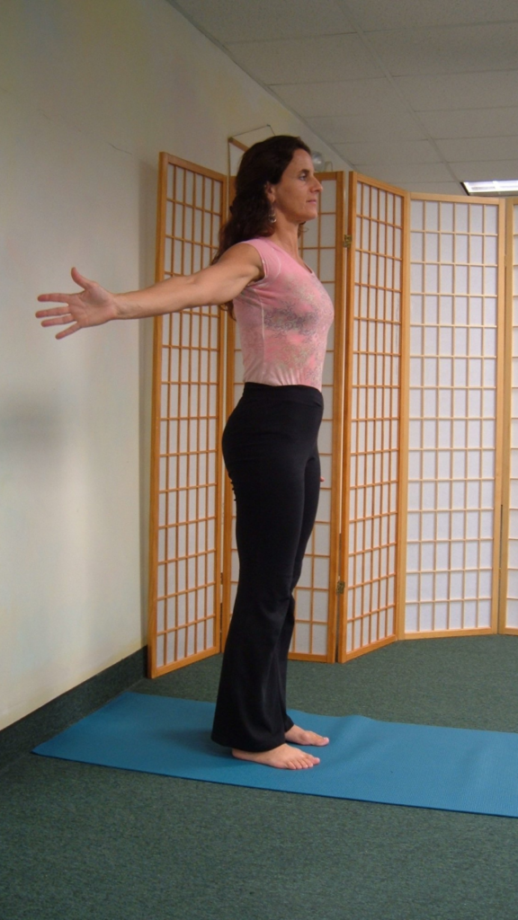 Shoulder Openers: Try Shoulder Clock Pose - YogaUOnline