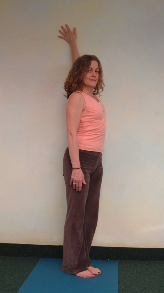 Shoulder Openers: Try Shoulder Clock Pose - YogaUOnline